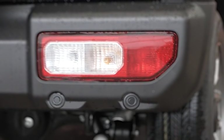 もーろぐ | ジムニー豆知識025 JB64W 4型情報、3型との比較