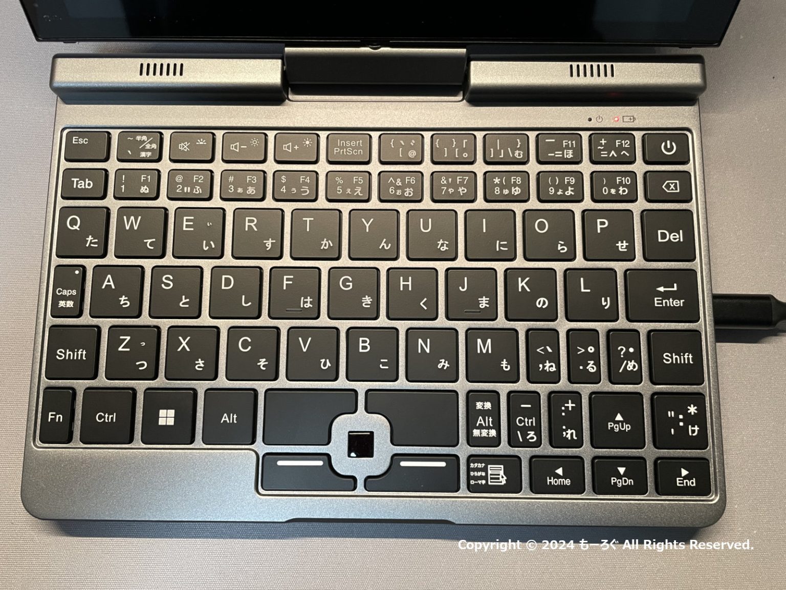 もーろぐ | Intel N100搭載 8インチUMPC